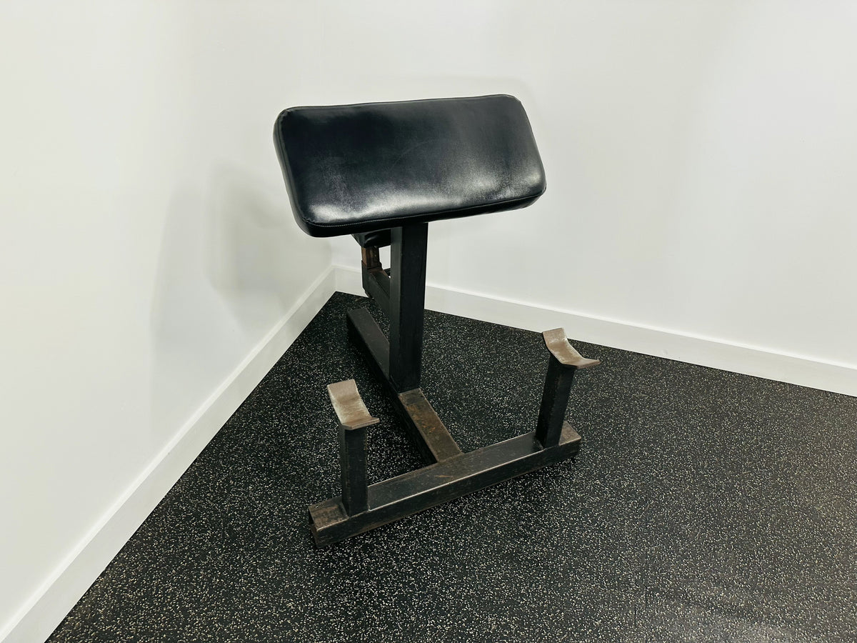 Preacher Curl Bicep Bench – Commercial Grade Arm Station