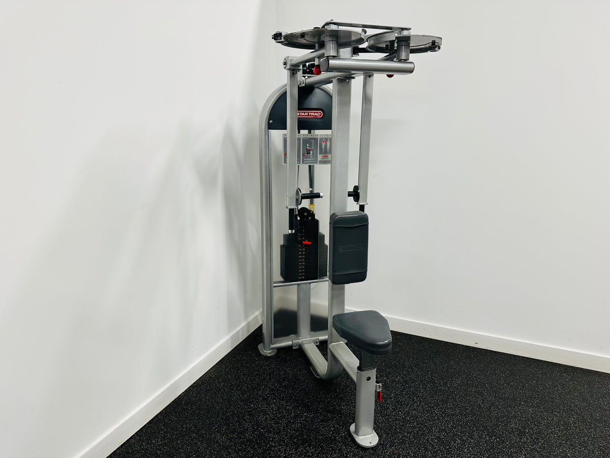 StarTrac Fly Rear Deltoid Machine | 200 lb Stack