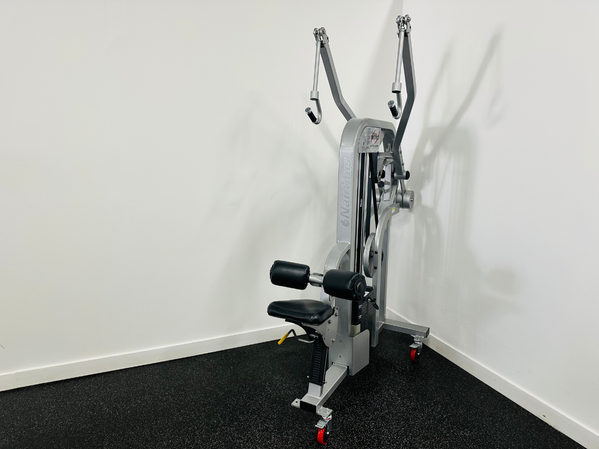 Nautilus Nitro Lat Pulldown | Commercial Selectorized Machine