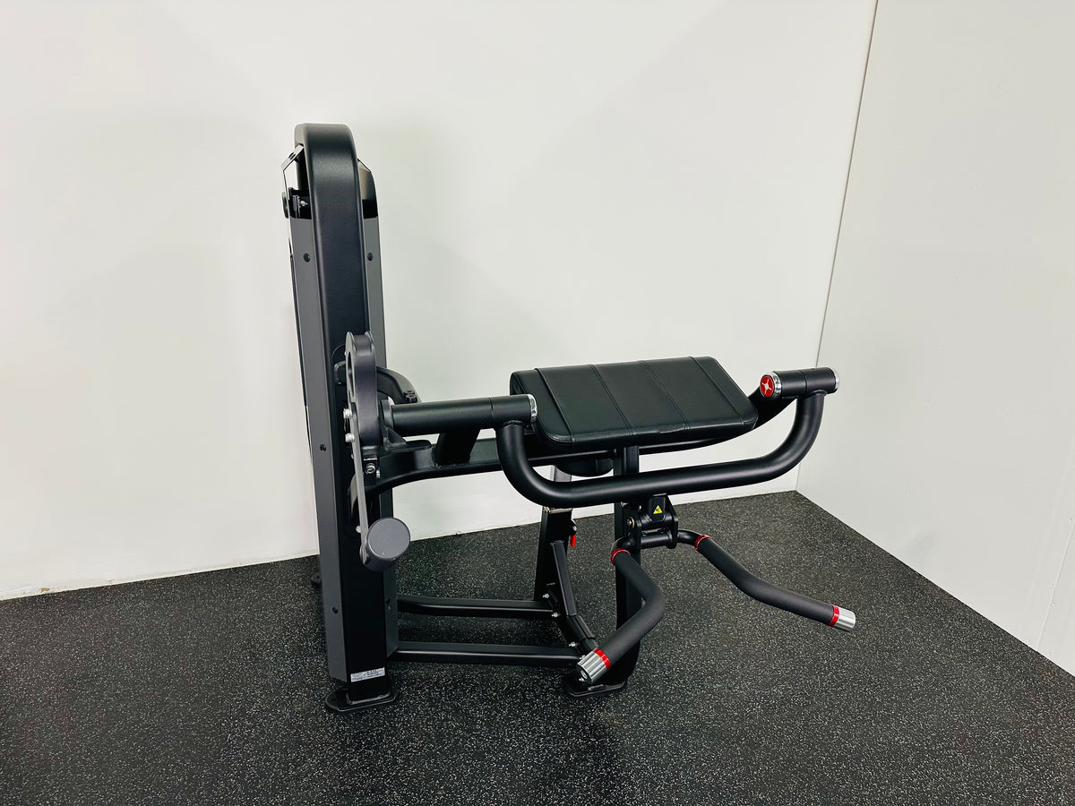 Nautilus Impact Biceps Curl Machine | 180 lb